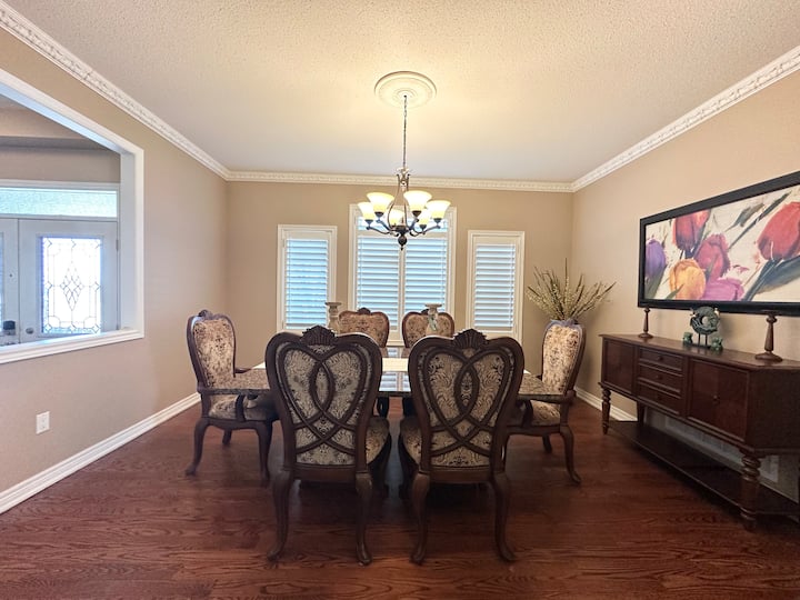 Aurora Executive Upscale Residence (3beds3.5baths) - Newmarket