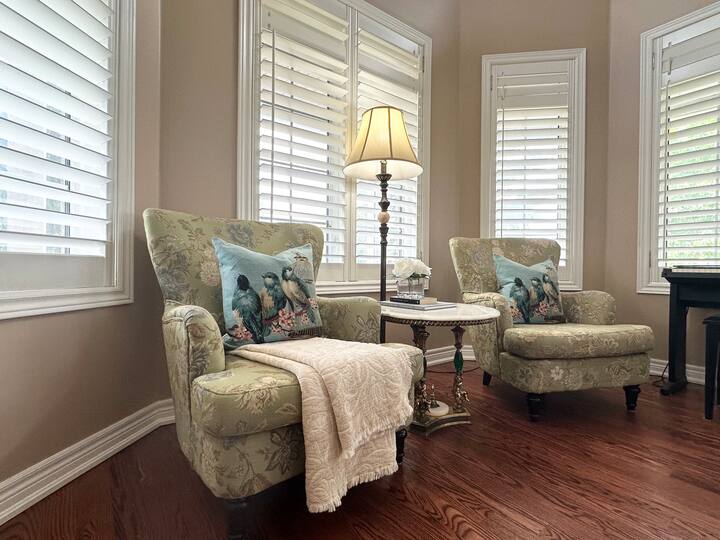 Aurora Executive Upscale Residence (3beds3.5baths) - Newmarket