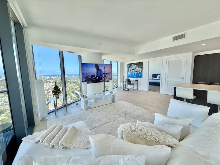 Luxury Resort Style Oceanview @ Las Olas Riverwalk - Fort Lauderdale