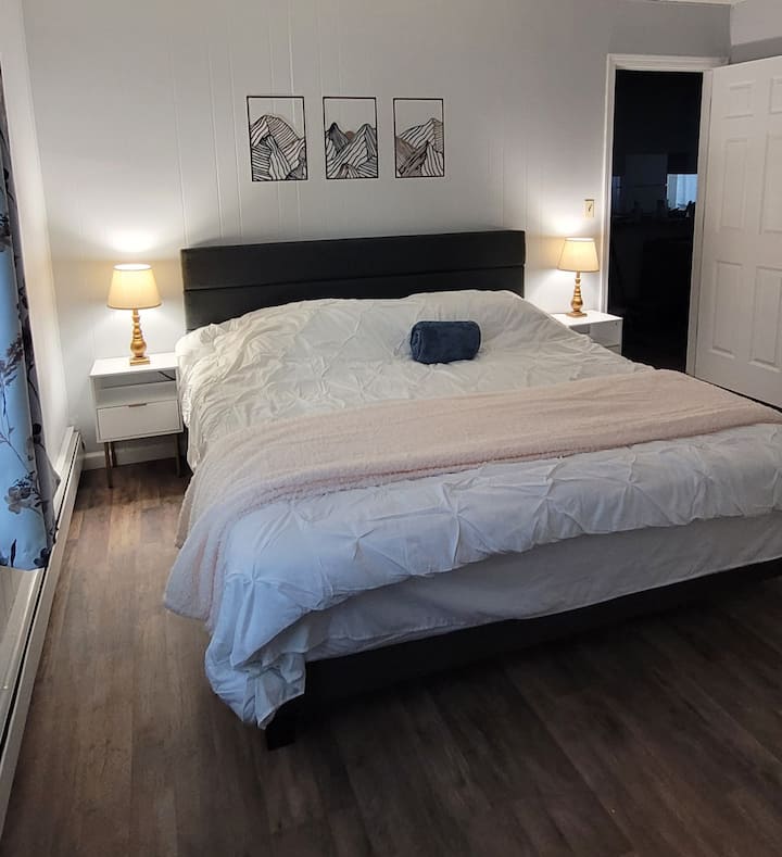 Cozy Apartment In Hamilton Acres - Fairbanks, AK