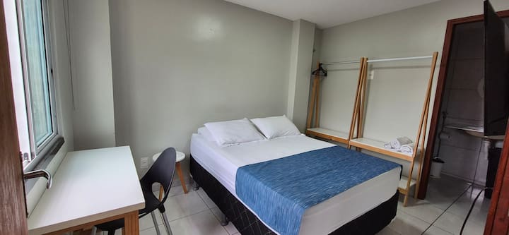 Studio C/ar Condicionado, Chuv. Elétrico, Cozinha. - Fortaleza