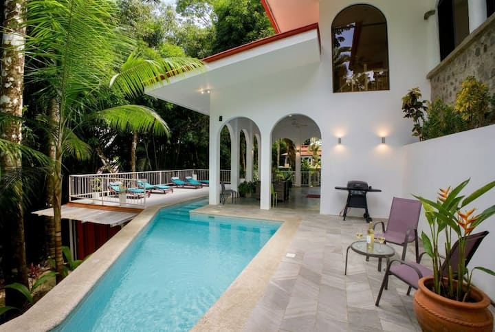 Villa Lapas: Central, Spacious & Lots Of Wildlife! - Playa Blanca