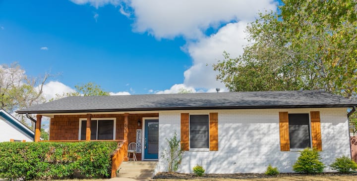 White House 03. Long Term Possible (Inquire). - Georgetown, TX