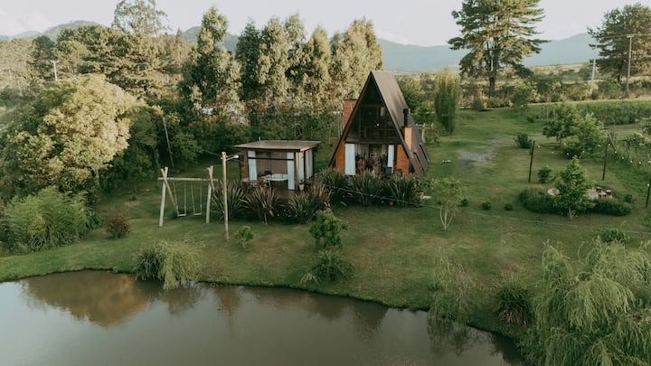 Chalet With Heated Spa And Fireplace - Bom Retiro