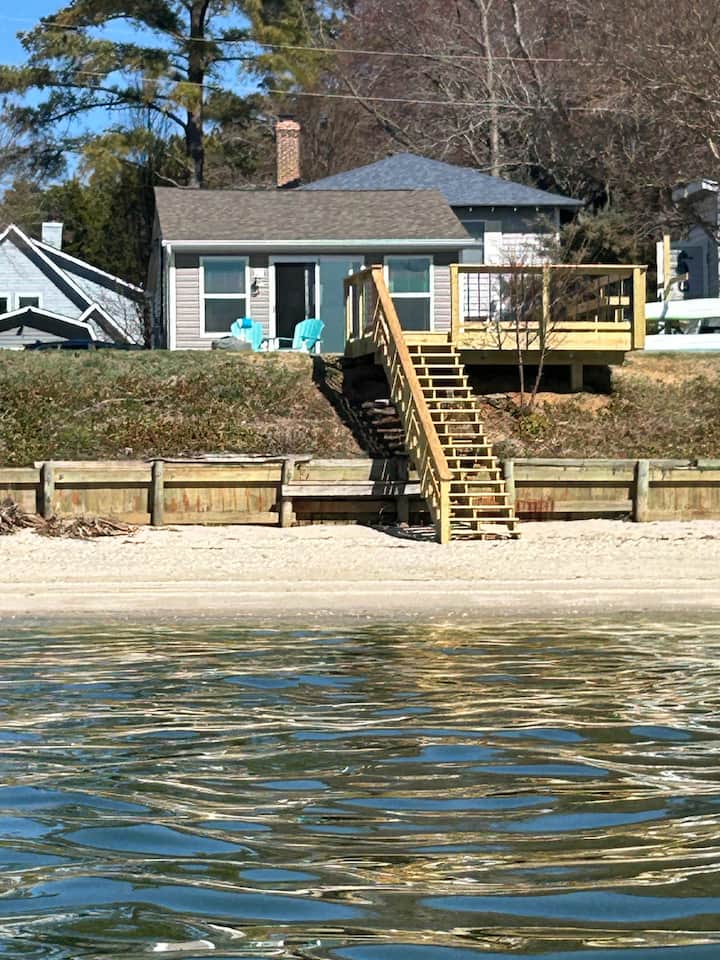 Beach Front And 'Perfectly Placed' - Maryland