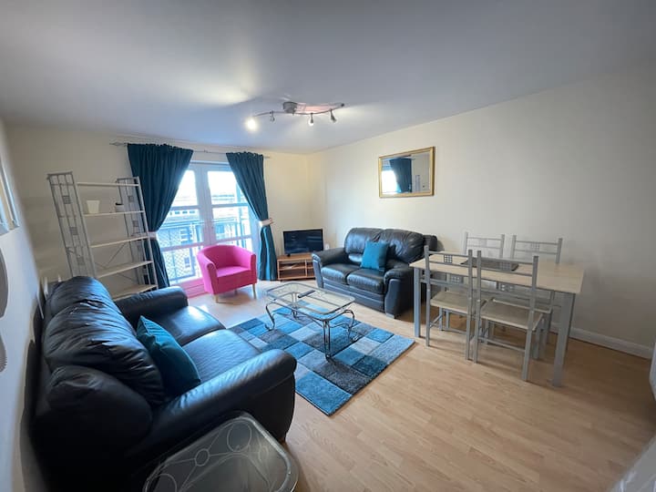 3 Bed Beach View Apt - Aberdeen