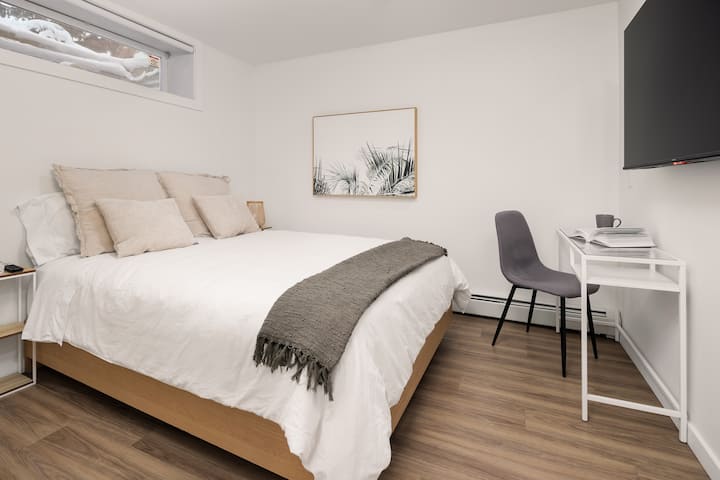 Vip Yxe’s Private Bed & Bath - Uofs,ruh, Broadway - Saskatoon