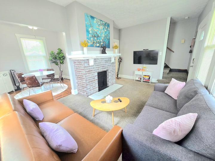 Home To Yourself! Walk To Spooky Nook & Main St. - Hamilton, OH