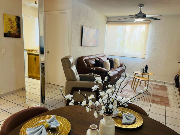 Cozy Condo  Walk To Beach & Cabo's Top Attractions - Cabo San Lucas