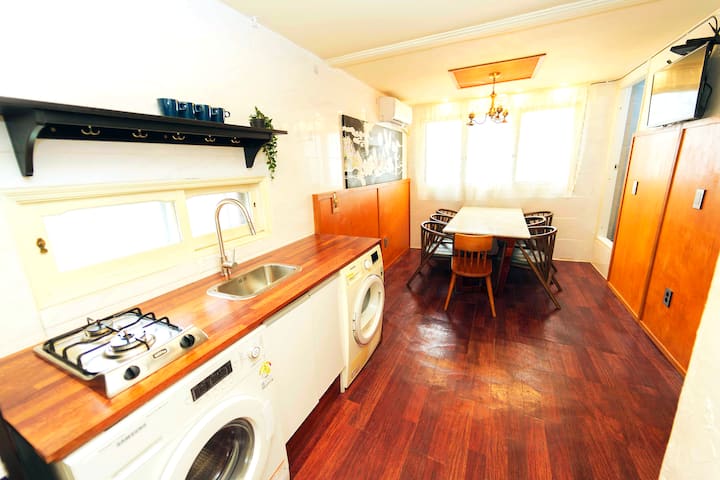 Family&group Friendly#5room, 5 Min Walk To Hongdae - South Korea