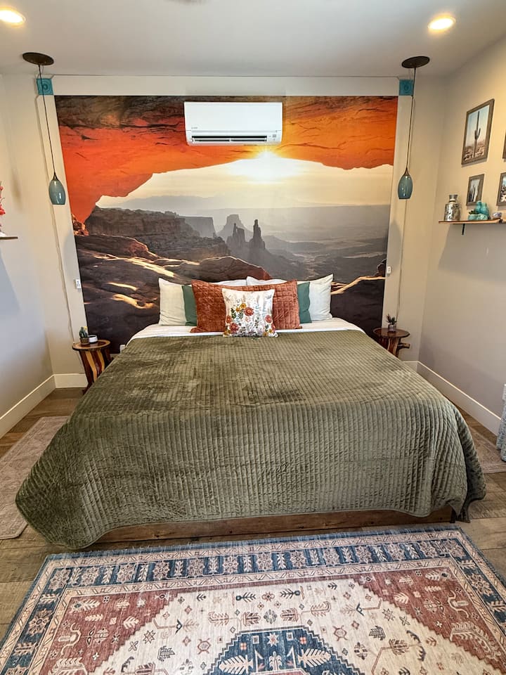 Desert Dreams
A Gorgeous Themed “Casita” - Page, AZ