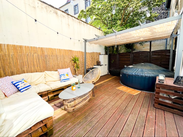 Appartement Centre Ville Avec Terrasse Et Jacuzzi - Clermont-Ferrand