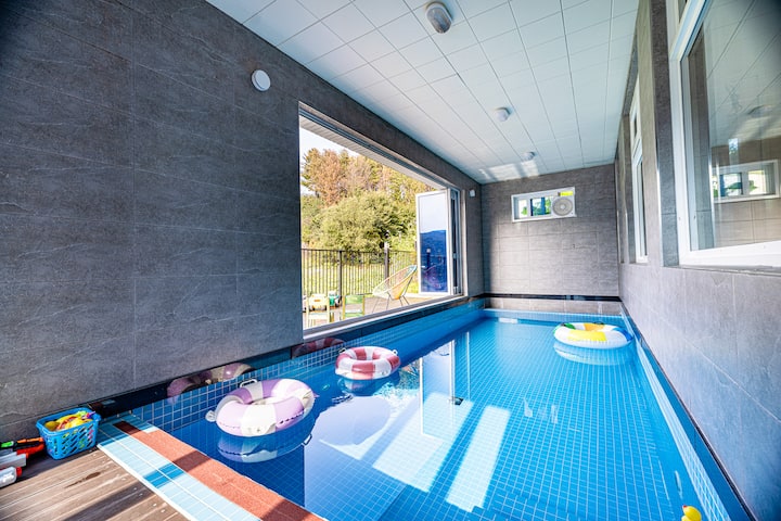 서울근교 홍천비발디파크인근/온수풀무료/ 마운틴뷰프라이빗/하루한팀/브리지데이 - South Korea