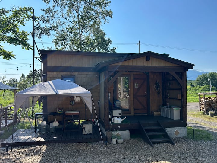 ニセコ　一棟貸し切りタイニーハウス！
1〜2名様！！
長期滞在にも最適です。 - Niseko