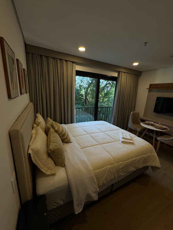 Estudio Ejecutivo A Pasos Del Shopping Del Sol - Paraguay