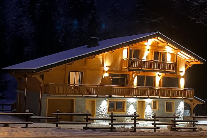 Chalet Récent 230 M2, 12 Pers 6 Ch 5 Sdb à Châtel - Châtel