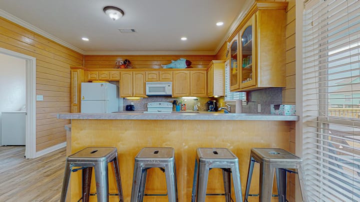 1 Sea And Sea - Cozy Home In A Quiet Family Area! - Bolivar Peninsula, TX