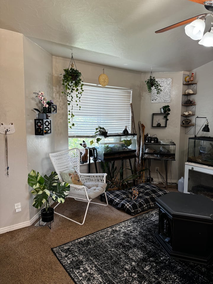 2 Private Rooms In Shared House - Logan, UT