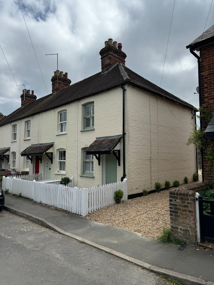 Cute 2-bed Cottage In Beaconsfield - Beaconsfield, UK