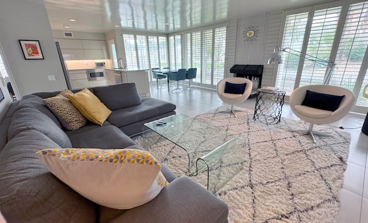 Remodeled Mid Century 2+2  Bright, Quiet, Peaceful - Palm Desert, CA