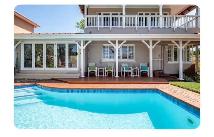 Sea, Surf And Lovely Pool Stylish Setting Inverter - Durban North