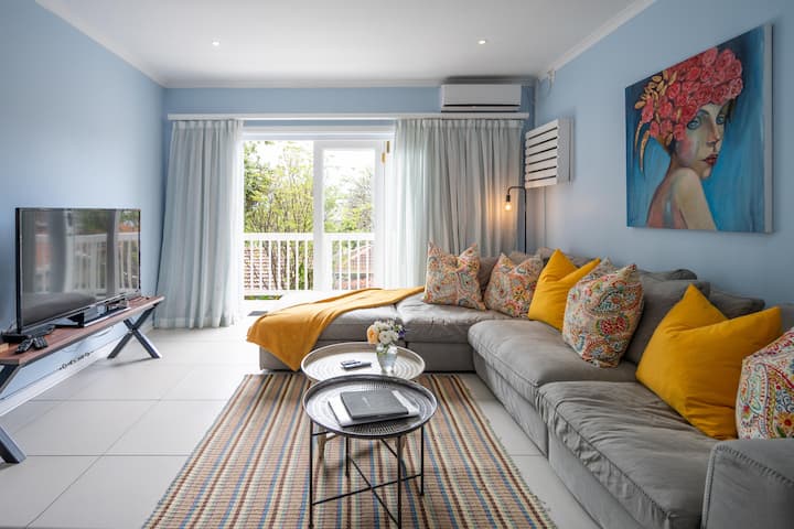 Sea, Surf And Lovely Pool Stylish Setting Inverter - KwaMashu