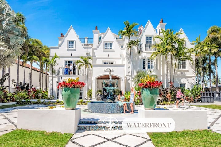 Waterfront | The Modern Castle - Plantation, FL