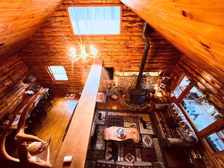 Riverfront Cabin Mountain View, Fireplace, Hot Tub - New Hampshire (State)