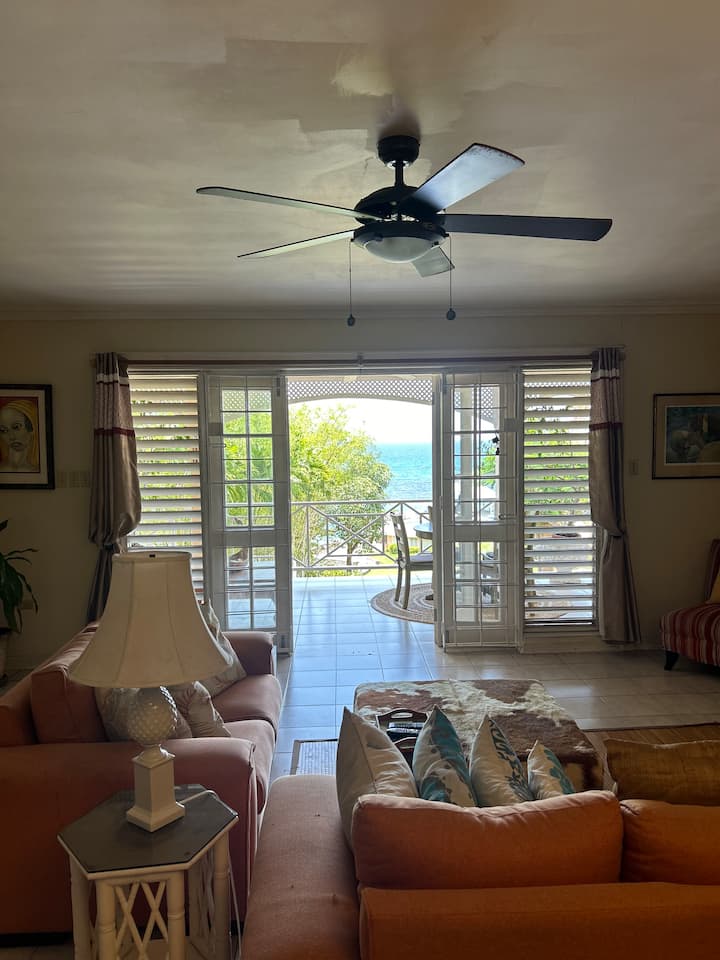 Ocho Rios Oasis/ Pool And Private Sea Access - Jamaica