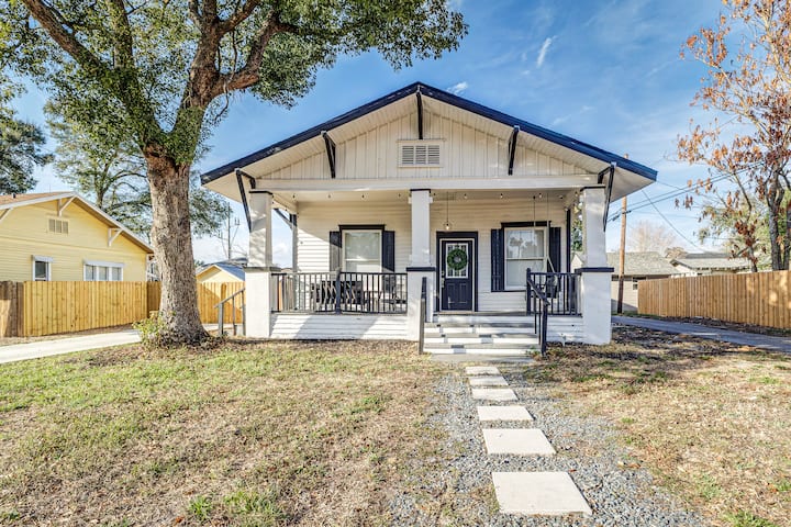 3br Historic Home | Cozy Retreat In Dixieland - Lakeland, FL