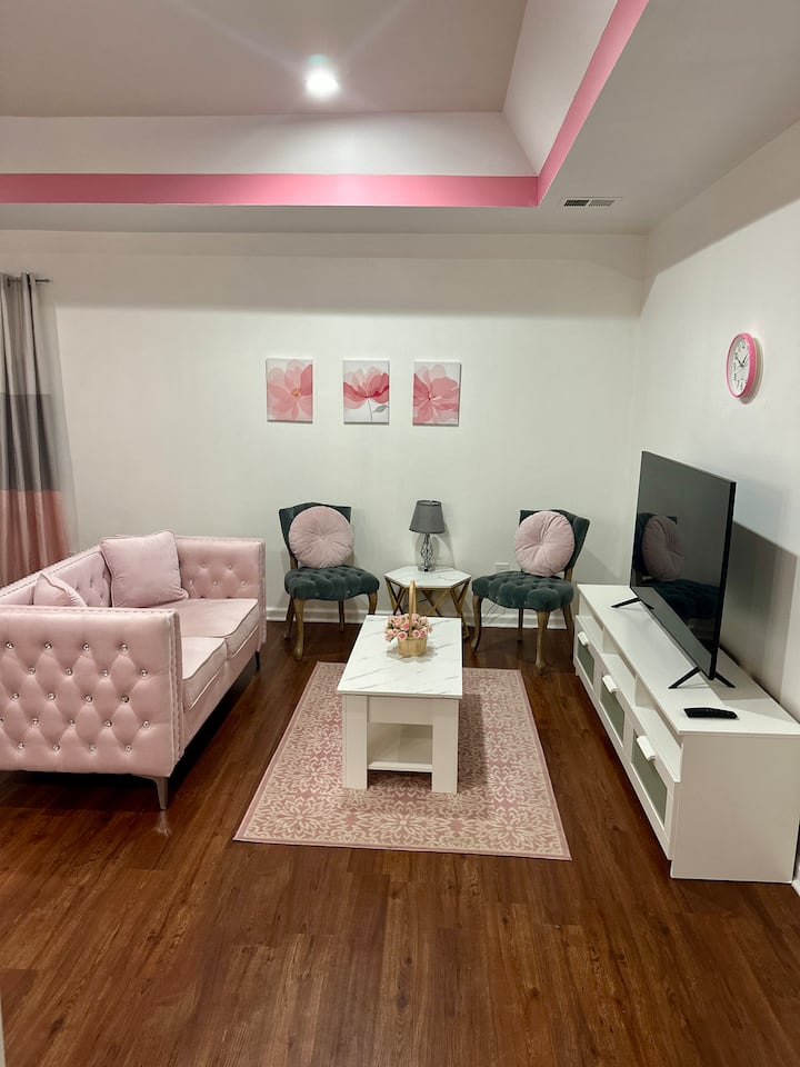 Welcome To Modern “Guesthouse” - Duluth, GA