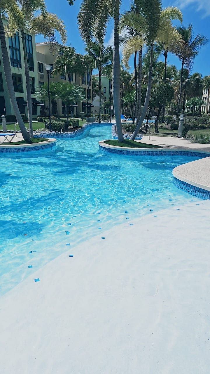 Your Happy Place In Aquatika - Porto Rico
