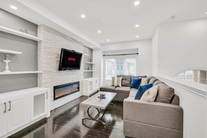 3 Bedroom Fully Furnishedtownhome Brampton - Brampton