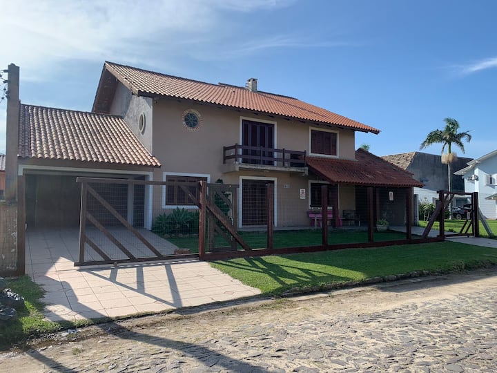 Casa 4 Quartos Na Barra Do Imbe - Tramandaí
