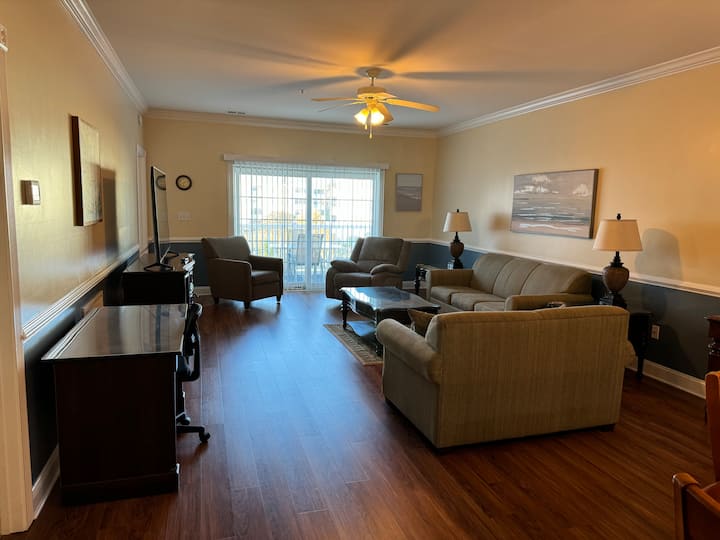 Luxury Golf Course Condo In Myrtle Beach