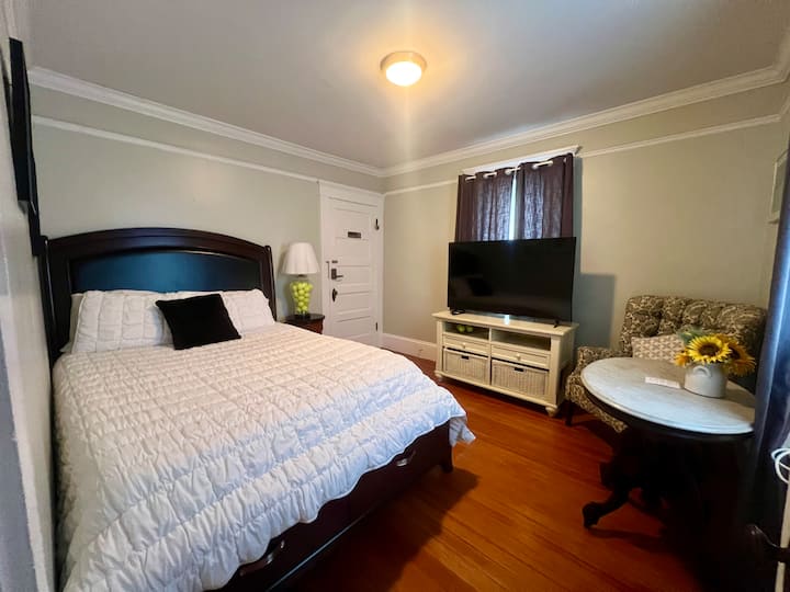 Tennis Hall Of Fame 1-bedroom Condo. - Newport, RI