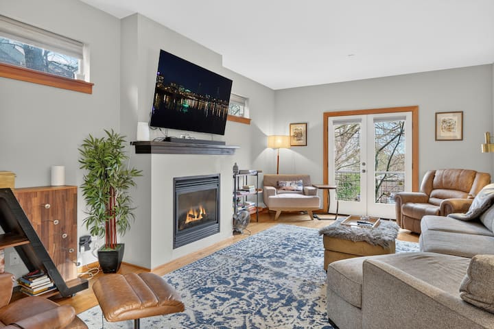 3br Townhome In Heart Of Sw Portland Close To Ohsu - Portland, OR