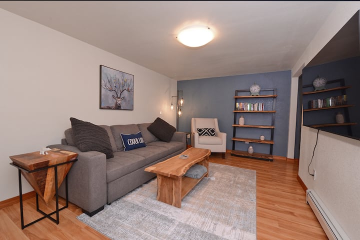 Cozy Caribou Corner In Peaceful Woods, Sleeps 7 - Anchorage, AK