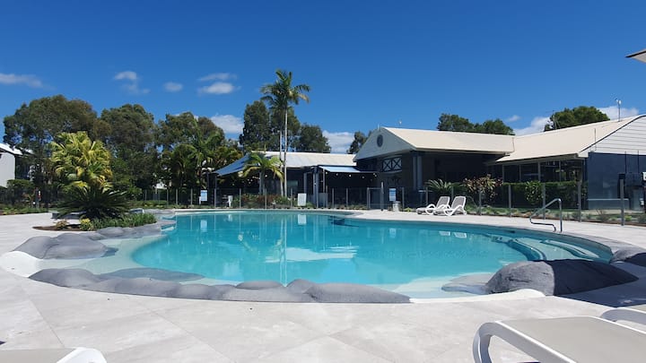 Tranquil Noosa Retreat Minutes From The River - Tewantin