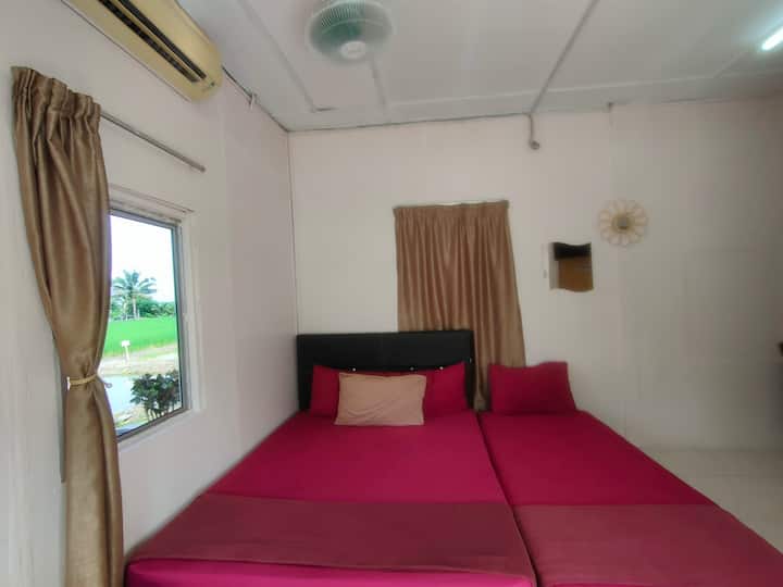 Adorable Dahlia Studio Room With Paddy View - Sungai Besar