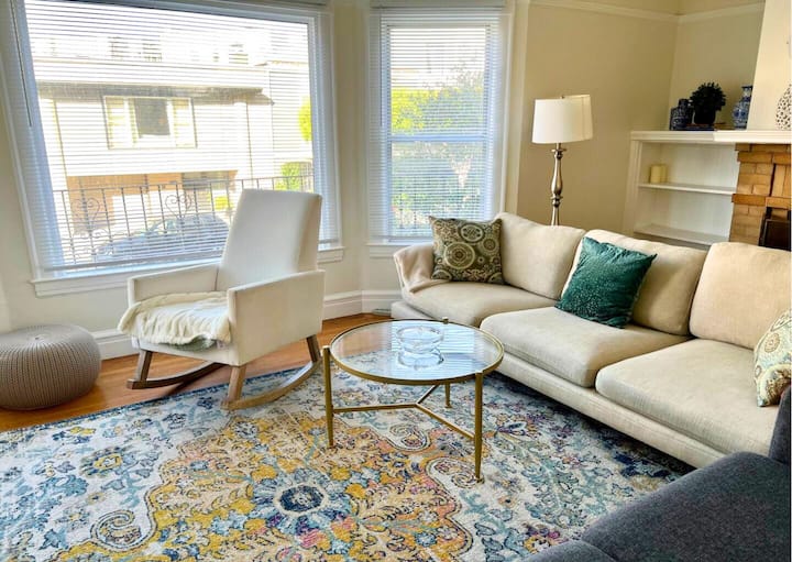 Scenic Marina Escape, 2-car Park, Top Neighborhood - San Francisco, CA