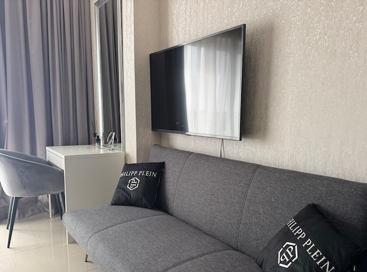 Golf Course View. Studio. Parking. Dubai Sportcity - Dubai