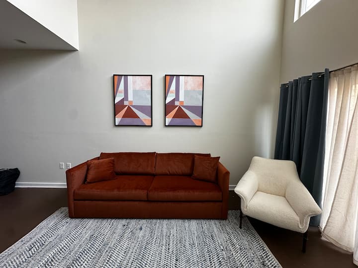 Modern 3-story Private Suite On Patterson Park - Baltimore, MD