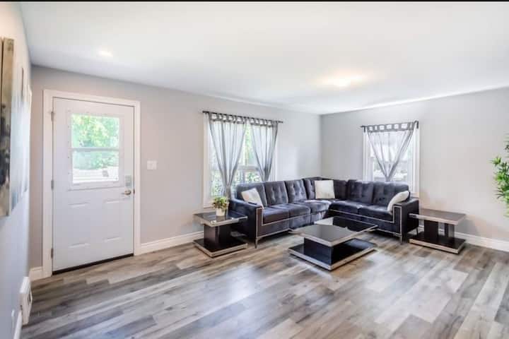 Beautiful 1-bedroom Condo In Hamilton - 해밀턴
