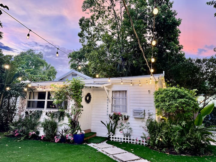Miami Shores - Enchanted Cottage By Stay 333 - Miami Beach, FL