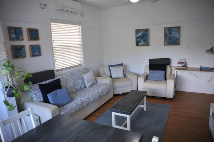Thalassa Cottage, East Corrimal Beach Wollongong - Wollongong