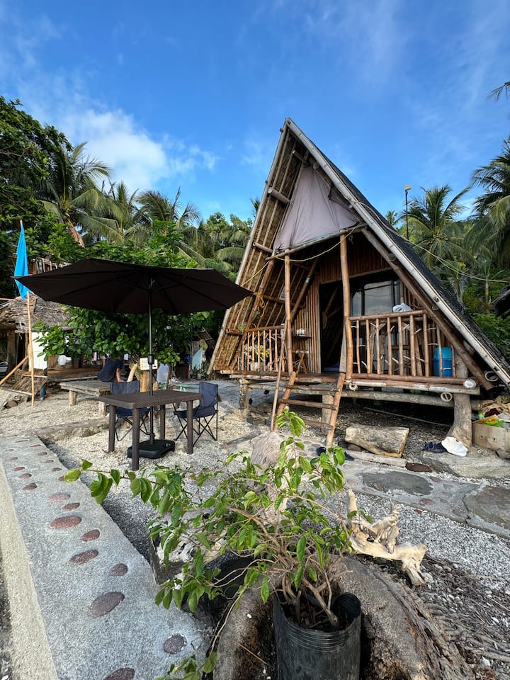 Smiley’s Hut Summer - Philippines