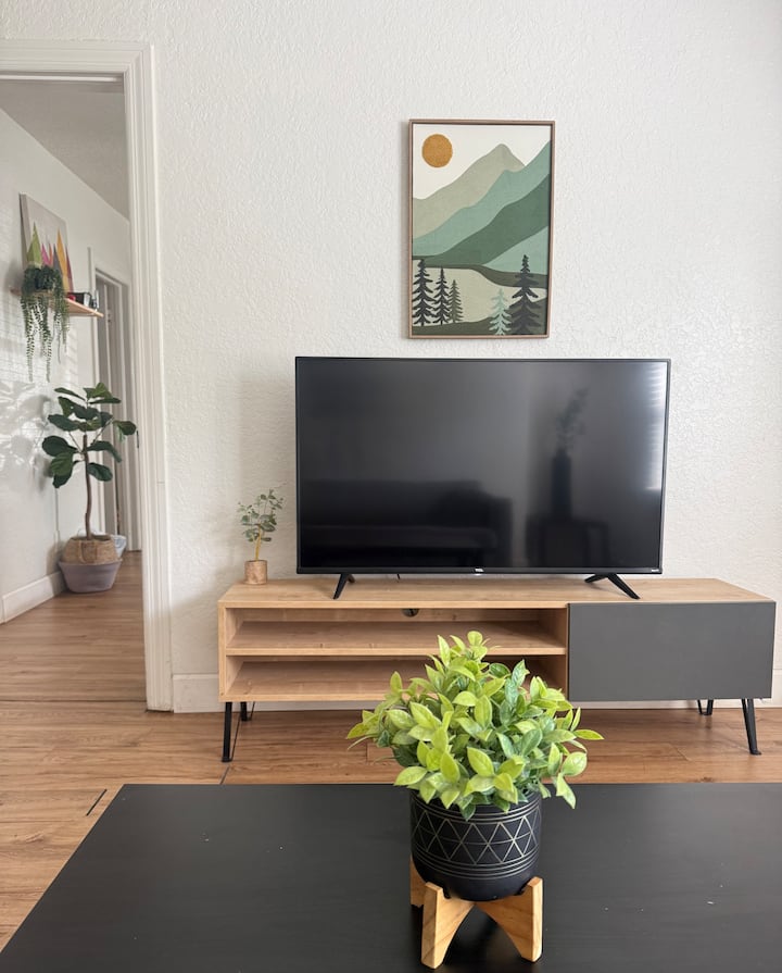 Cozy Milk District Home | Downtown + Parking - Winter Park, FL