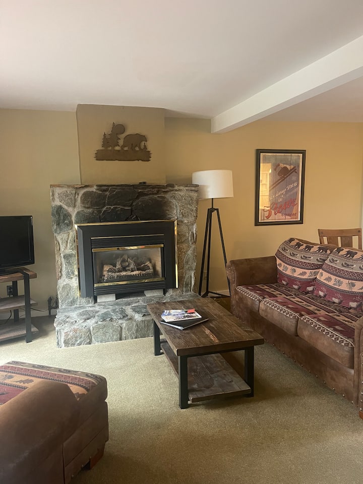 Suite With Jacuzzi And Fireplace - Stowe, VT