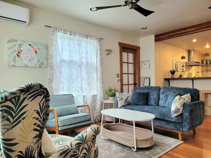 Cottage On Olive; Two Bedroom Bungalow - Eugene, OR